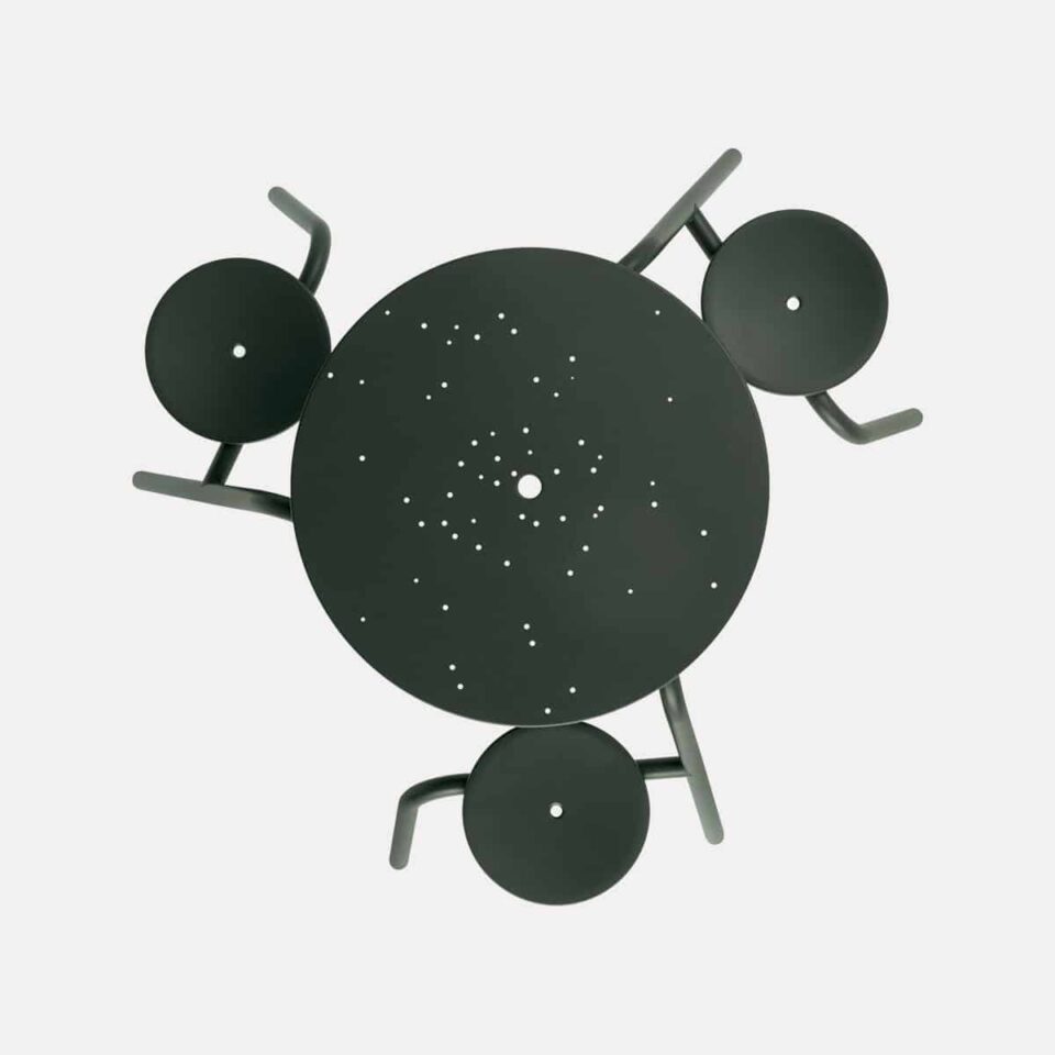 Extremis Virus Driezitspicknicktafel Met Parasolgat – Design Oostende